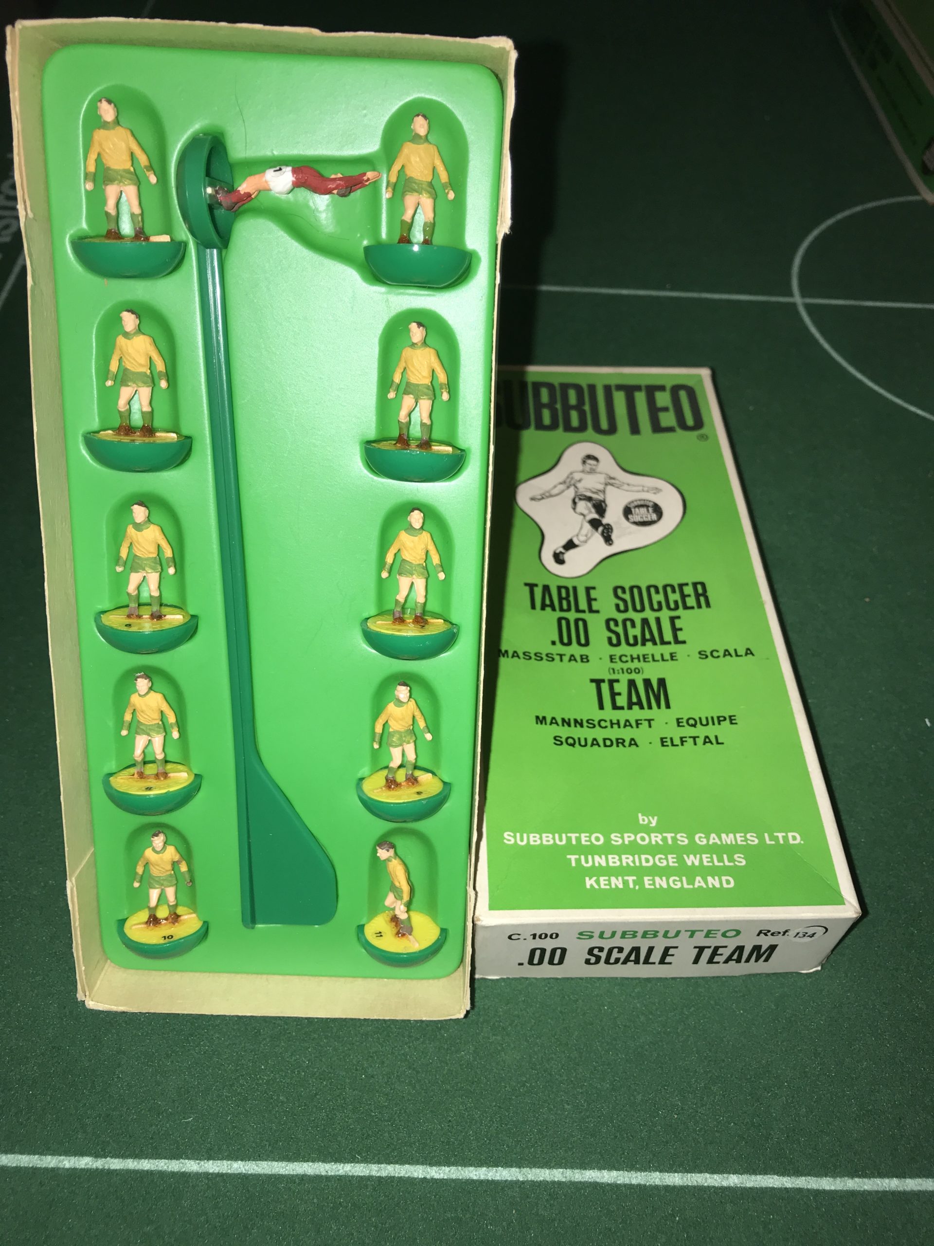 HW 134 BORUSSIA DORTMUND ZEBBUG RANGERS NEWCASTLE 2NDS – Subbuteo Emporium